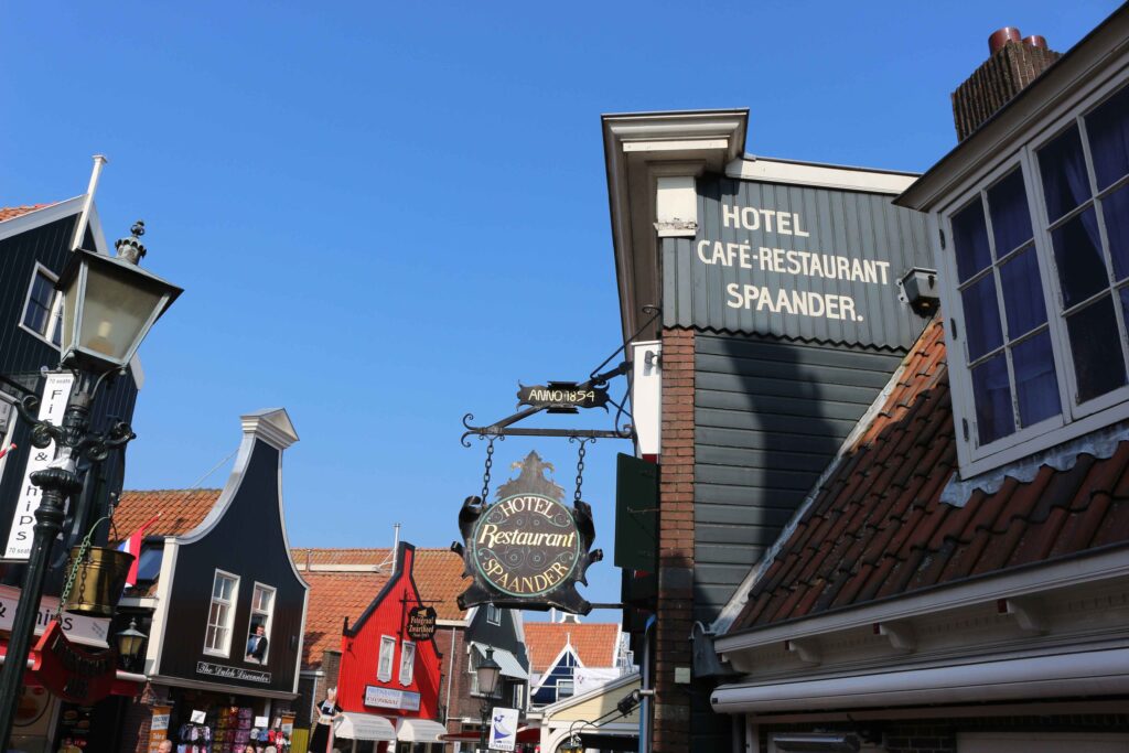Volendams icoon Hotel Spaander gaat weer open - Chefs Friends